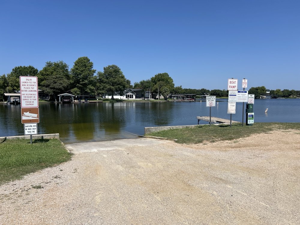 ROBIN HOOD PARK - Updated August 2024 - 12 Photos - 439 Robinhood Ln ...