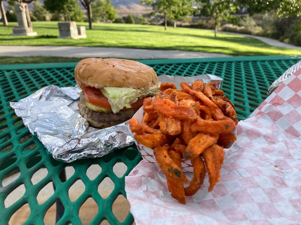 BURGER ME! - 376 Photos & 602 Reviews - 6280 Sharlands Ave, Reno ...