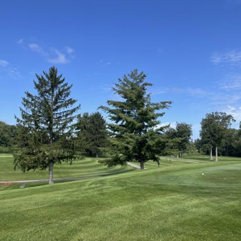 MCCANN MEMORIAL GOLF COURSE - Updated December 2025 - 15 Photos & 10 ...