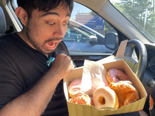 GLOBAL DONUTS & DELI - Updated December 2025 - 1603 London Line, Sarnia ...