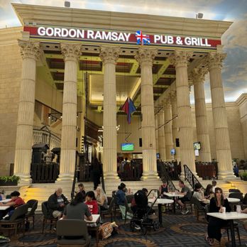 GORDON RAMSAY PUB & GRILL - Updated July 2024 - 2376 Photos & 1315 ...