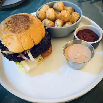 AAKTUN COFFEE & BAR - Updated October 2025 - 330 Photos & 106 Reviews ...