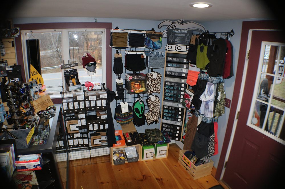 SPLINTERS BOARDSHOP - Updated December 2025 - 13 Photos & 15 Reviews ...