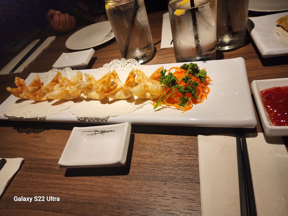 WIND JAPANESE AND THAI - 43 Photos & 26 Reviews - 7566 Transit Rd ...