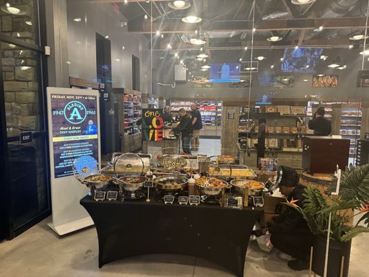 CIGARS INTERNATIONAL - Updated April 2025 - 10 Reviews - 4808 Town ...