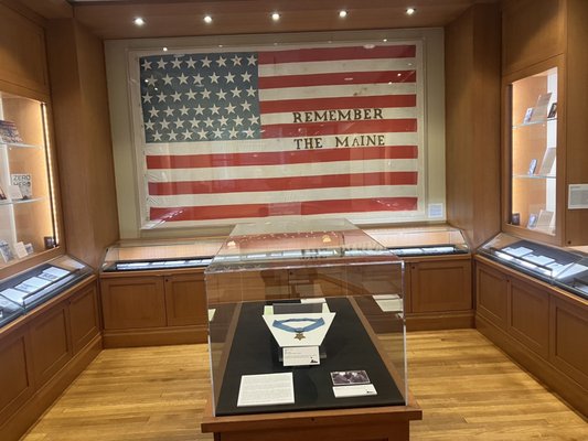 PRITZKER MILITARY MUSEUM & LIBRARY - Updated September 2025 - 81 Photos ...