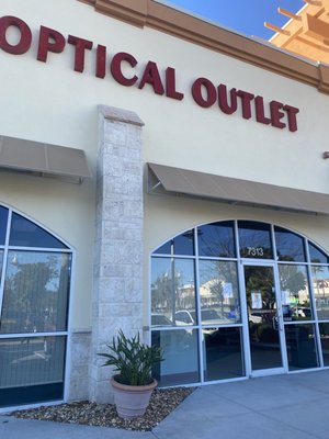 OPTICAL OUTLETS - Updated December 2025 - 22 Reviews - 7313 52nd Pl E ...