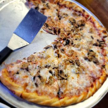 SHANE’S PIZZA ON 87 - Updated July 2024 - 254 Photos & 370 Reviews ...