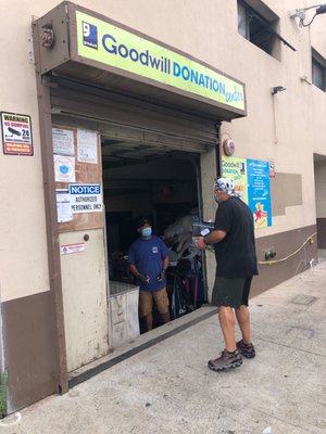 GOODWILL DONATION CENTER - Updated January 2026 - 18 Photos & 22 ...