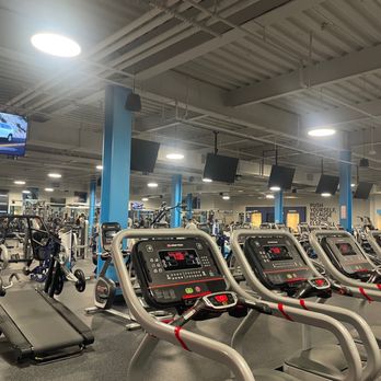 UFC FIT SAN JOSE - OAKRIDGE - Updated June 2025 - 111 Photos & 153 ...