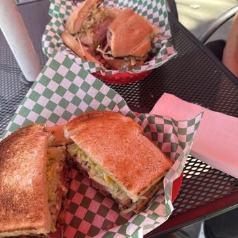 BEYER DELI - Updated April 2025 - 514 Photos & 825 Reviews - 3065 Beyer ...