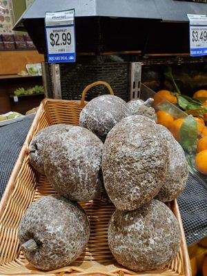 COUNTY SQUARE MARKET - Updated May 2024 - 332 Photos & 233 Reviews ...