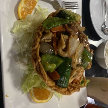 MR HUI - Updated October 2025 - 103 Photos & 171 Reviews - 1522 W ...