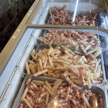 U & ME REVOLVING HOT POT - Updated July 2024 - 907 Photos & 495 Reviews ...