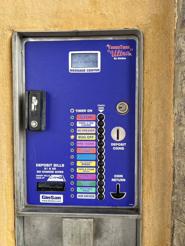 SPLISH SPLASH AUTO BATH - Updated October 2025 - 33 Photos & 25 Reviews ...