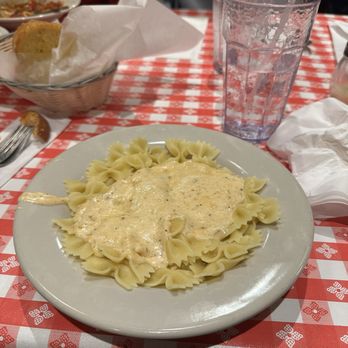 SPAGHETTI WORKS - Updated January 2025 - 252 Photos & 481 Reviews - 502 ...