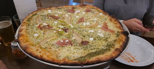 MAMA REE’S PIZZA & BREWHOUSE - Updated May 2025 - 13 Photos & 49 ...