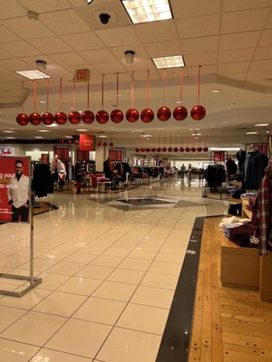 THE MALL AT FAIRFIELD COMMONS - Updated January 2026 - 125 Photos & 48 ...