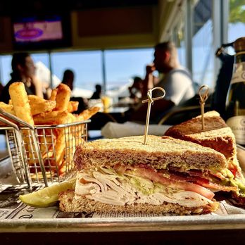 JET RUNWAY CAFE - Updated May 2024 - 1631 Photos & 850 Reviews - 5540 ...