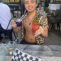 FLASHBACKZ LOUNGE & GRILL - Updated May 2024 - 194 Photos & 183 Reviews ...