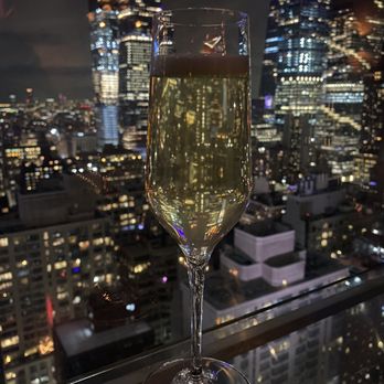 DEAR IRVING ON HUDSON ROOFTOP BAR - Updated September 2024 - 675 Photos ...