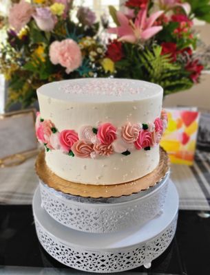 CAKES AND MOORE BAKERY - Updated October 2025 - 36 Photos & 19 Reviews ...