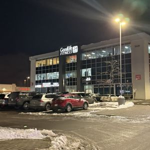 GOODLIFE FITNESS - Updated May 2025 - 28 Photos & 82 Reviews - 137 ...