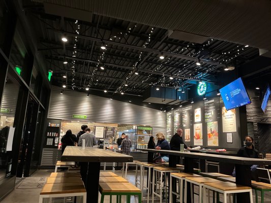 SHAKE SHACK KIERLAND COMMONS - 308 Photos & 259 Reviews - 15030 N ...