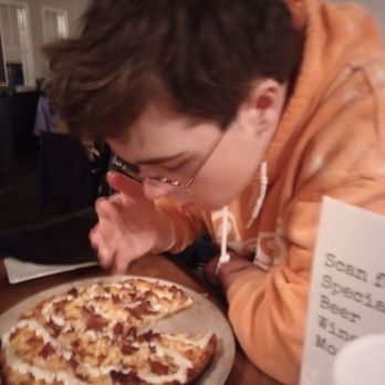 THE BLACK RASPBERRY PUB - Updated November 2024 - 73 Photos & 113 ...