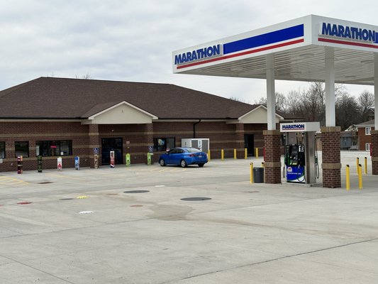 MARATHON GAS STATION - Updated December 2025 - 10 Photos - 4011 ...