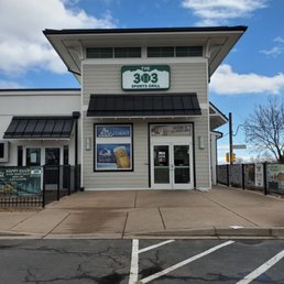 THE 303 SPORTS GRILL - Updated July 2025 - 178 Photos & 256 Reviews ...