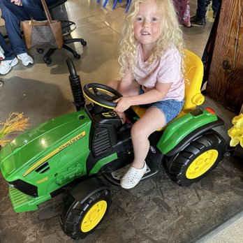 MOBIUS DISCOVERY CENTER - Updated December 2025 - 53 Photos & 27 ...