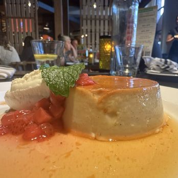 CHA CHA’S LATIN KITCHEN - Updated May 2024 - 4267 Photos & 4703 Reviews ...