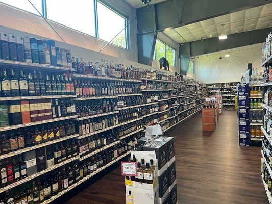 MEGA-BEV - Updated May 2025 - 545 Lake Michigan Dr NW, Grand Rapids ...