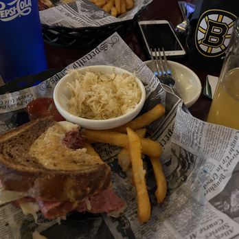 DRAFT HOUSE BAR AND GRILLE - Updated May 2025 - 102 Photos & 135 ...