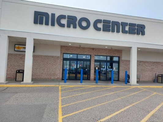 MICRO CENTER - 40 Photos & 179 Reviews - 3710 Hwy 100 S, St. Louis Park ...