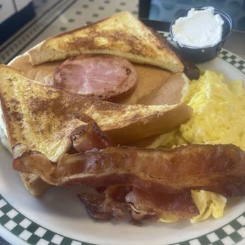 THE MEADOWS DINER - Updated January 2026 - 143 Photos & 213 Reviews ...