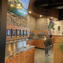 COCONUT KENNY’S PIZZA & TAPROOM - LAKE STEVENS - Updated August 2025 - 175 Photos & 68 Reviews ...