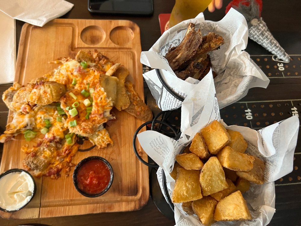 1 TON PUB & GRILL - Updated January 2026 - 121 Caribou Road, Port aux ...