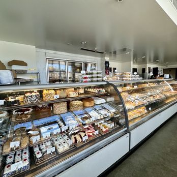 DESPI DELITE BAKERY - Updated December 2025 - 346 Photos & 347 Reviews ...