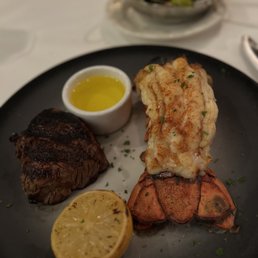 MORTON’S THE STEAKHOUSE - Updated October 2025 - 339 Photos & 331 ...