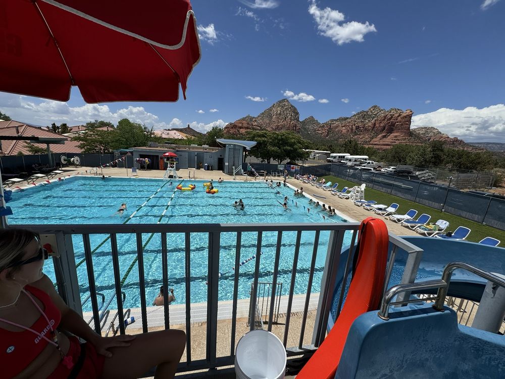 SEDONA COMMUNITY POOL - Updated December 2025 - 12 Photos - 570 Posse ...