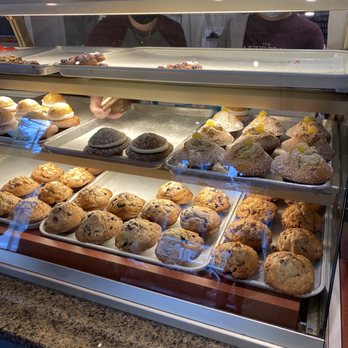 THE GINGERBREAD CONSTRUCTION - Updated June 2024 - 78 Photos & 138 ...