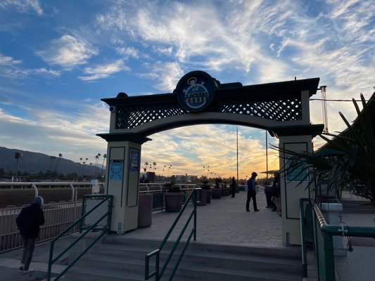 CLOCKER’S CORNER - Updated December 2025 - 88 Photos & 63 Reviews - 285 ...