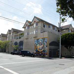 PARK SFO - Updated July 2024 - 99 Photos & 887 Reviews - 195 N Access ...