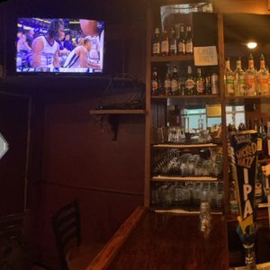 THE CORNER PUB - 99 Photos & 148 Reviews - Dive Bars - 162 Lincoln St ...