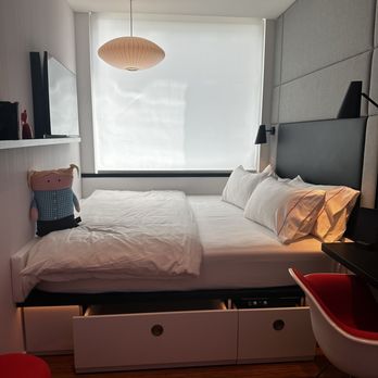CITIZENM CHICAGO DOWNTOWN HOTEL - Updated October 2025 - 239 Photos ...