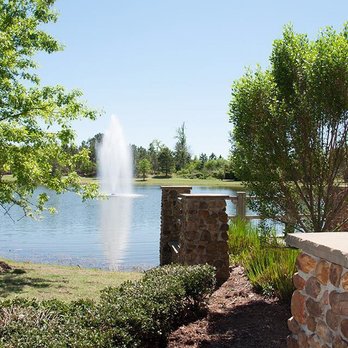 ROB FLEMING PARK - Updated November 2025 - 37 Photos - 6055 Creekside ...