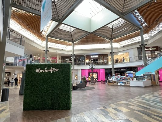 BEACHWOOD PLACE - Updated December 2025 - 71 Photos & 111 Reviews ...