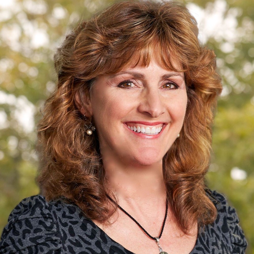 Emily Kinder's Instagram, Twitter & Facebook on IDCrawl